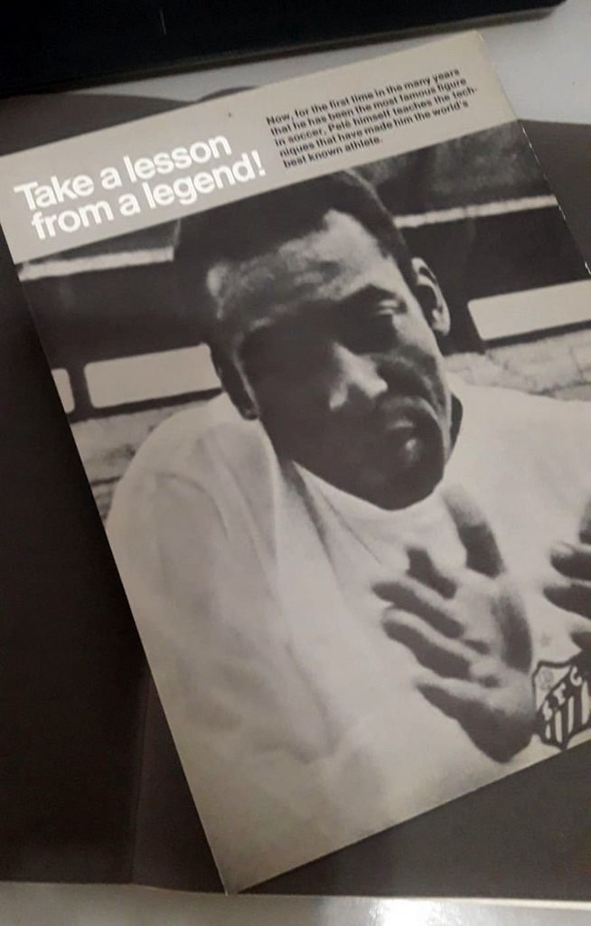 Raríssimo Livro Pelé, The Master and his Method • Familia Muda