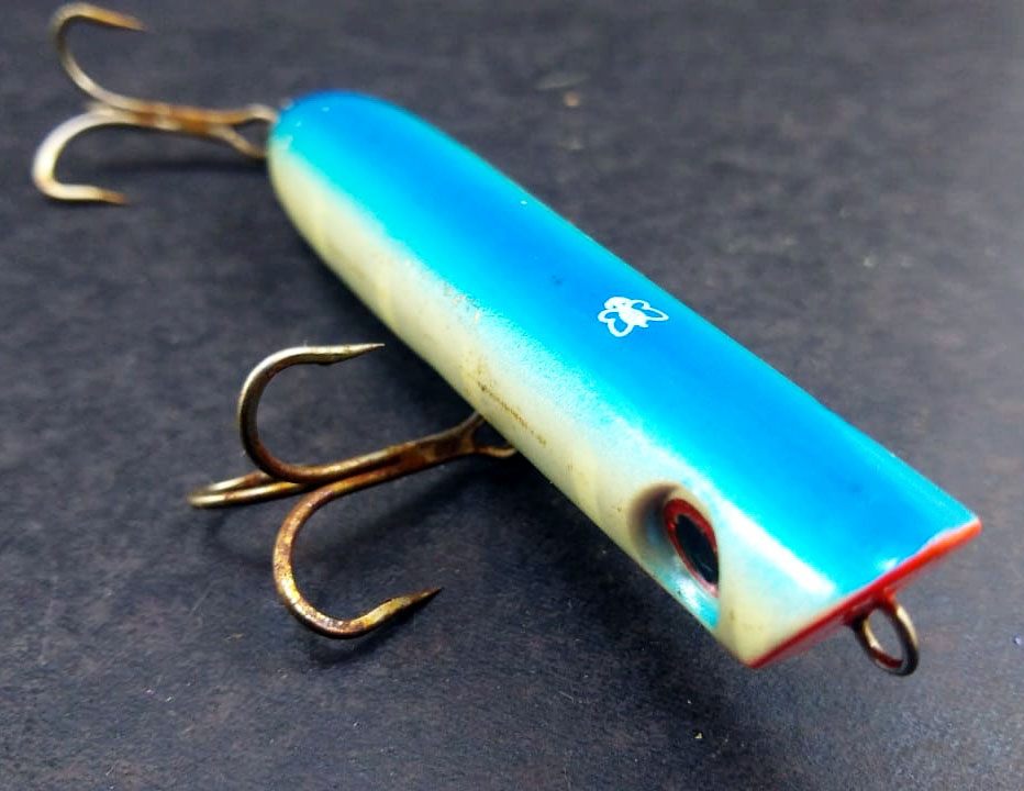 Isca Little Bob Popper Borboleta cinza dorso azul 12cm - Familia Muda